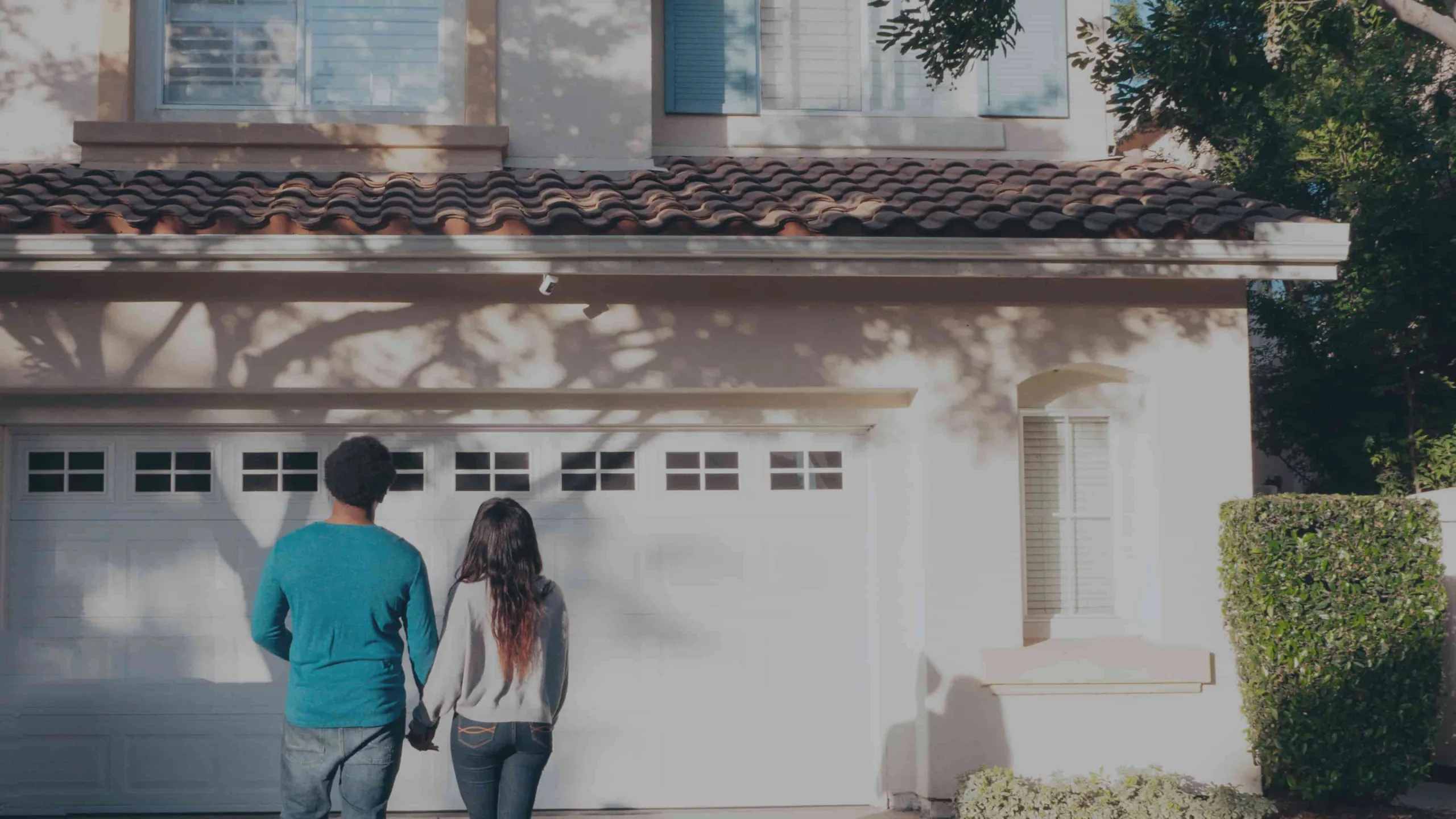 Best House Siding Companies & Pros to Enhance Your Home